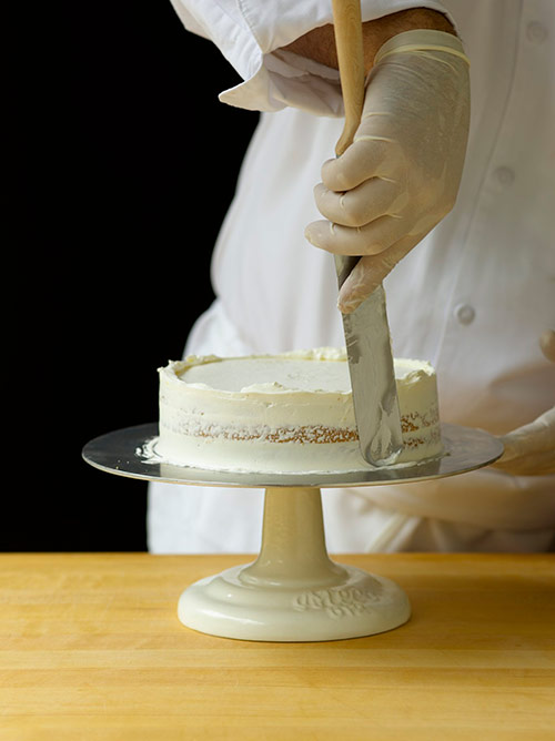 Icing a Cake Like a Pro - CIA Foodies