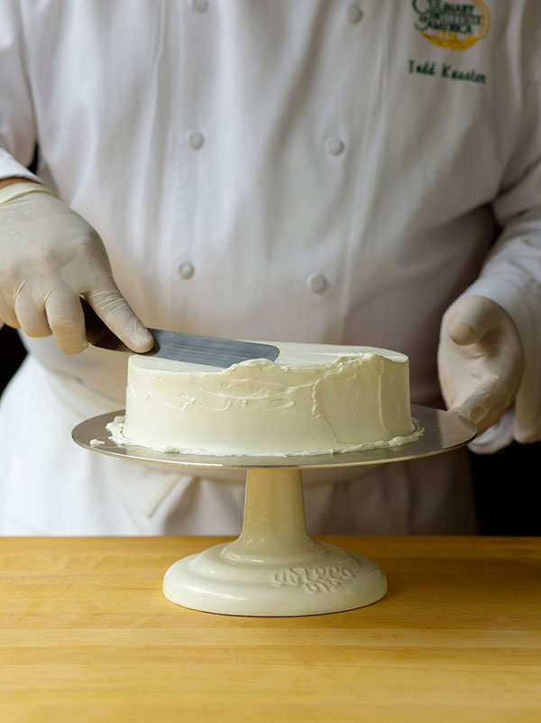 Icing a Cake Like a Pro - CIA Foodies