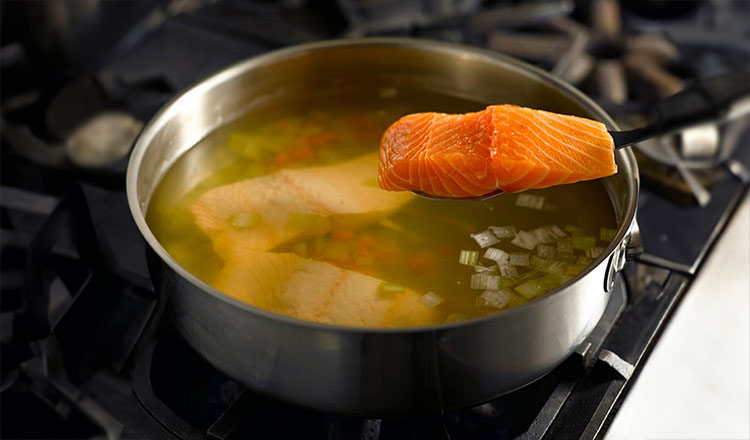 Deep Poaching, a Healthy Technique for Delicious Foods - CIA Foodies